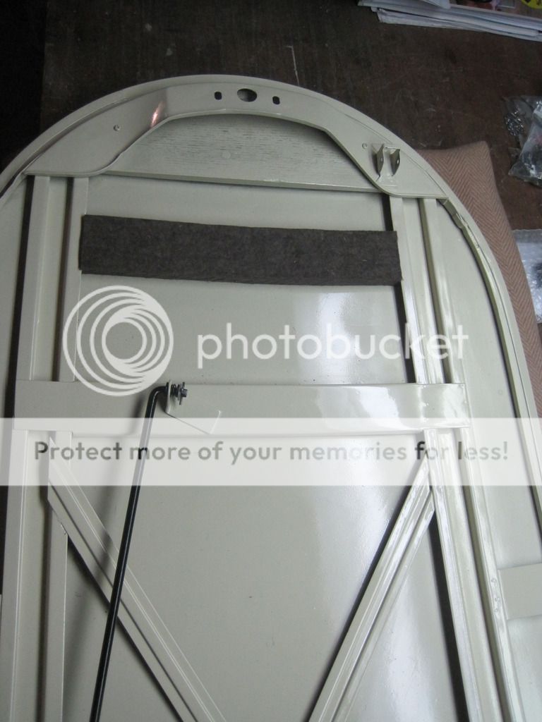 Bonnet detail : MGA Forum : The MG Experience