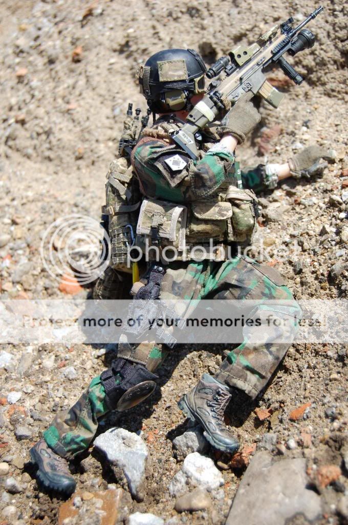 Modern War (1990s to Present) MARSOC Rifleman (Outdoor Photoshoot)